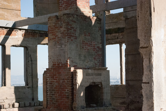 Exploring: The Ruins of Alcatraz | laurachenault.com